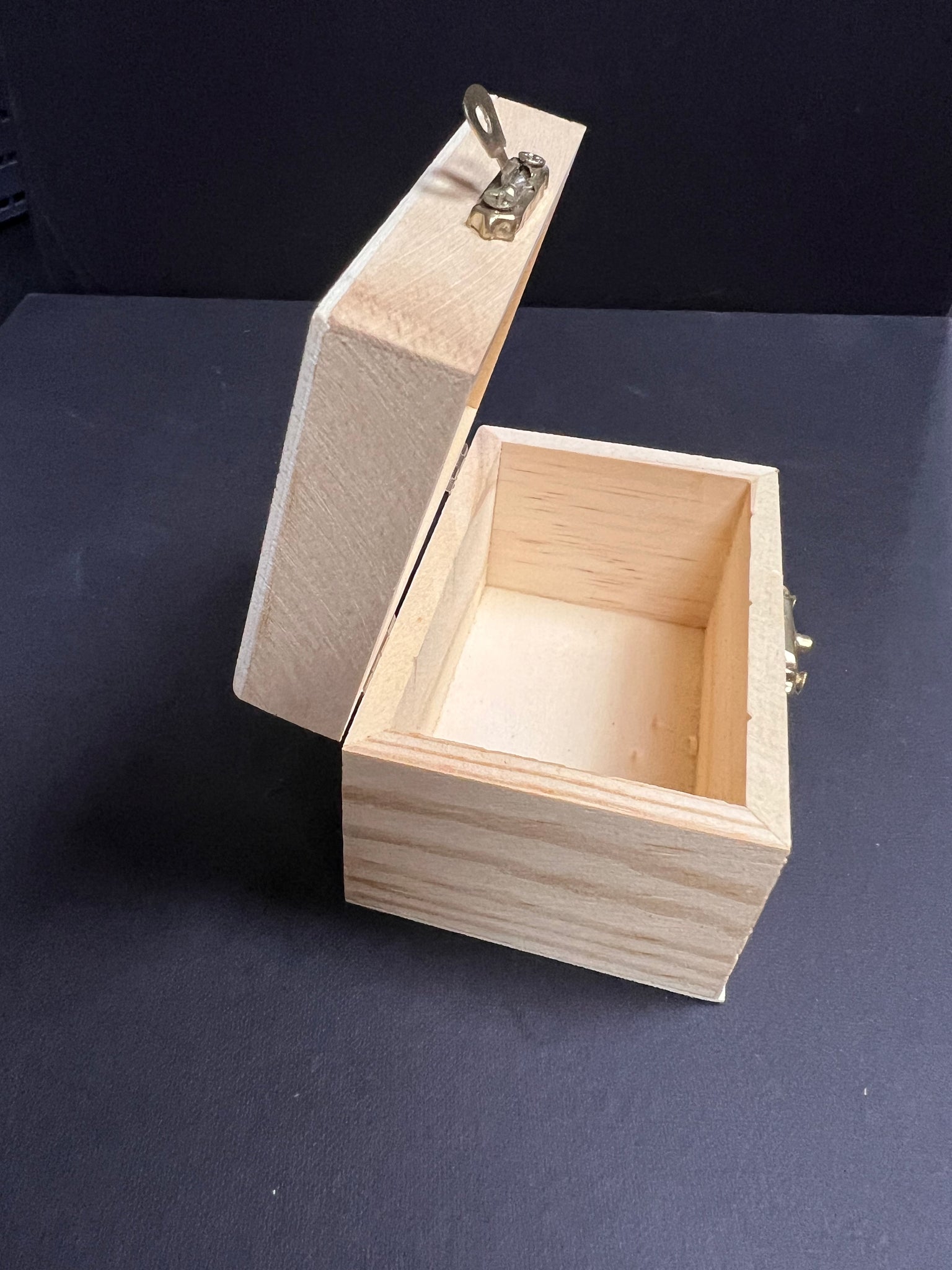 Mini Wooden Box – Partylocks